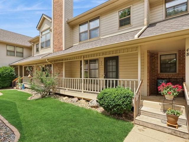 1070 50th St Unit 4C, West Des Moines, IA 50266