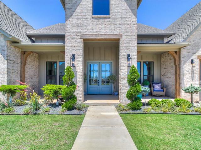 10713 NW 26th Street