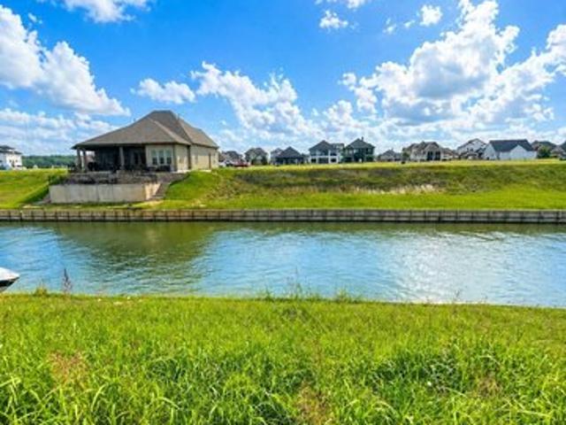 10713 S Lake Mist Ln, Willis, TX 77318