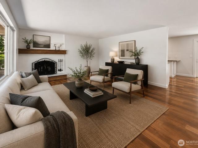 10710 th Street E
