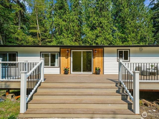 10711 Edgewood Dr Anderson Island