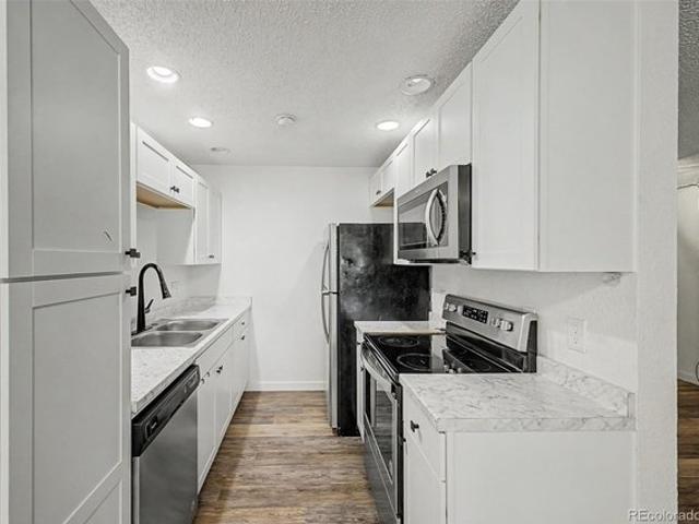 10712 E Exposition Ave Apt 308, Aurora, CO 80012