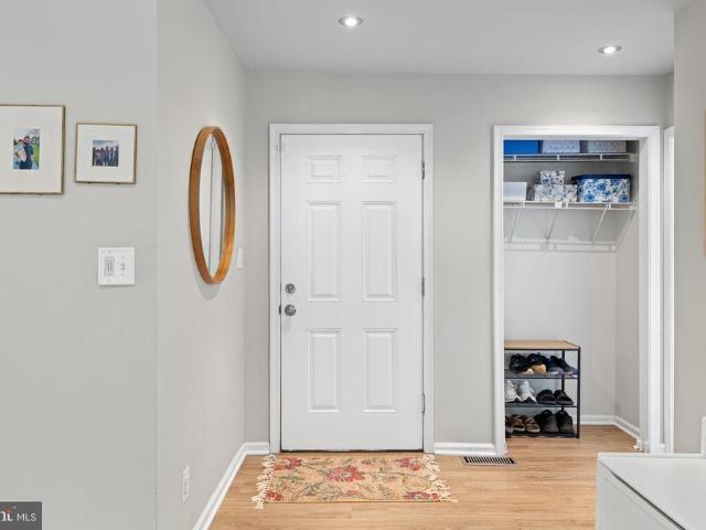 10712 Heatherwood Drive