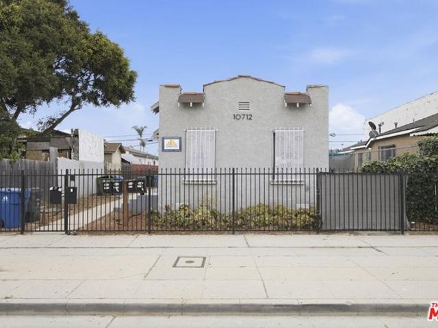 10712 S Broadway, Los Angeles, CA 90061