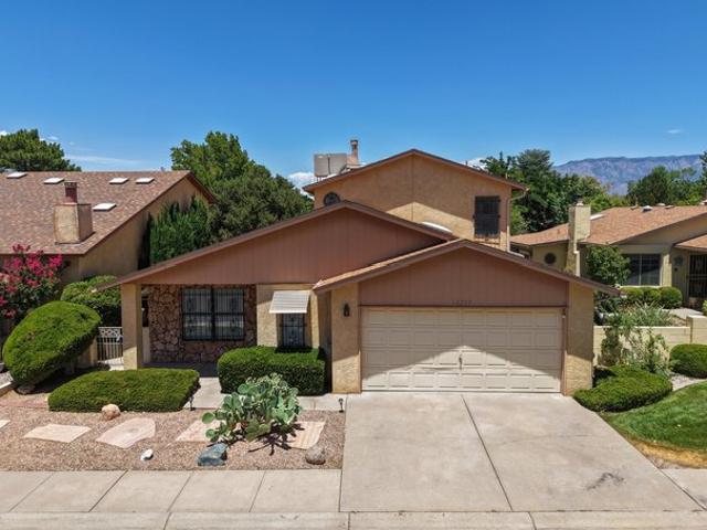 10717 Towne Park Dr NE, Albuquerque, NM 87123