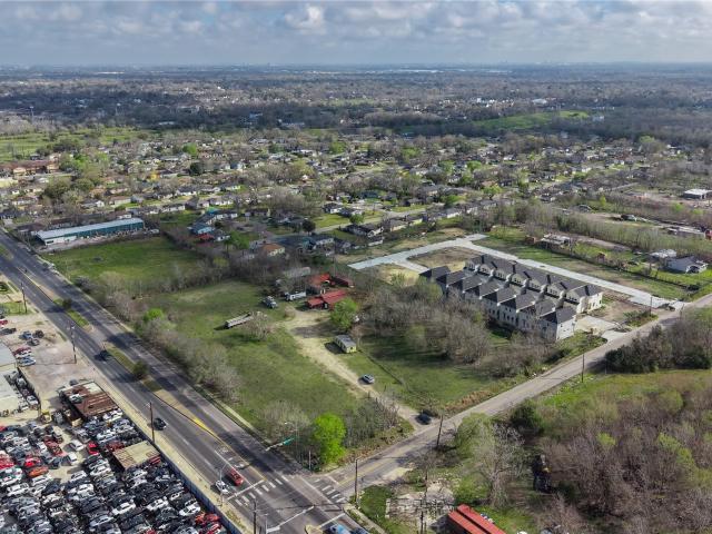 10717 Cullen Blvd, Houston, TX 77048 | MLS #42000
