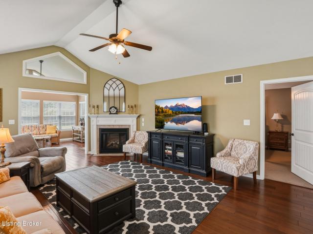 10717 Glenmary Springs Dr