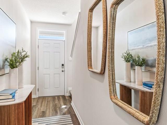10714 Tiger Lily Dr, Venice, FL 34293
