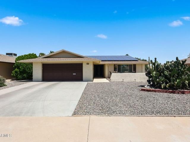 10714 W Saratoga Cir, Sun City, AZ 85351