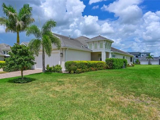10715 Klee Ave, Bradenton, FL 34212