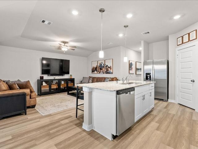 10716 Discovery Lane