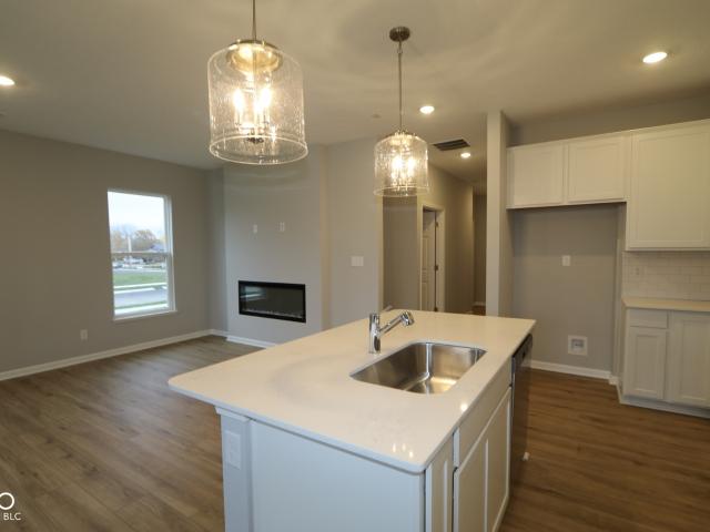 10716 Mangrove Drive