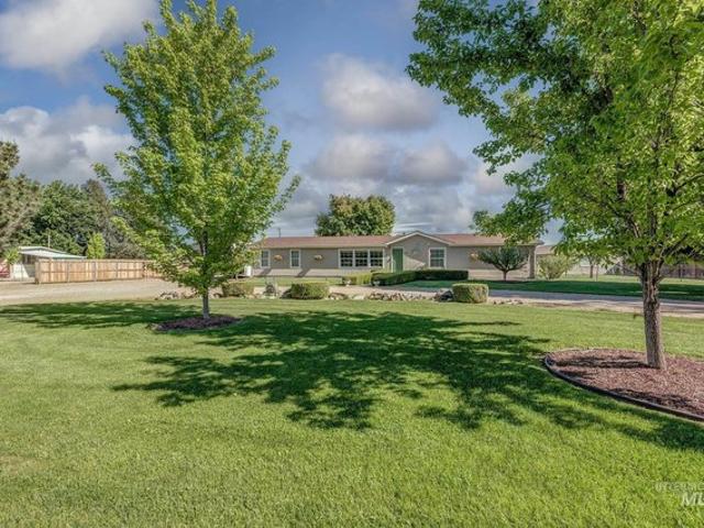 10716 N River Rd, Payette, ID 83661