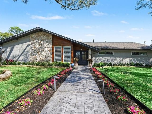 10718 Longmont Dr, Houston, TX 77042