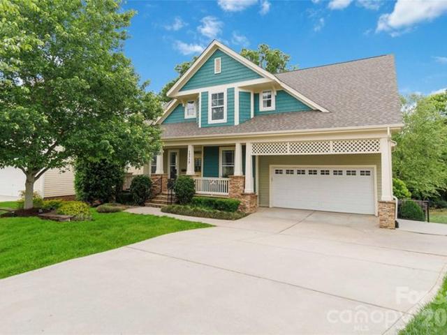 10719 Waycross Dr, Huntersville, NC 28078