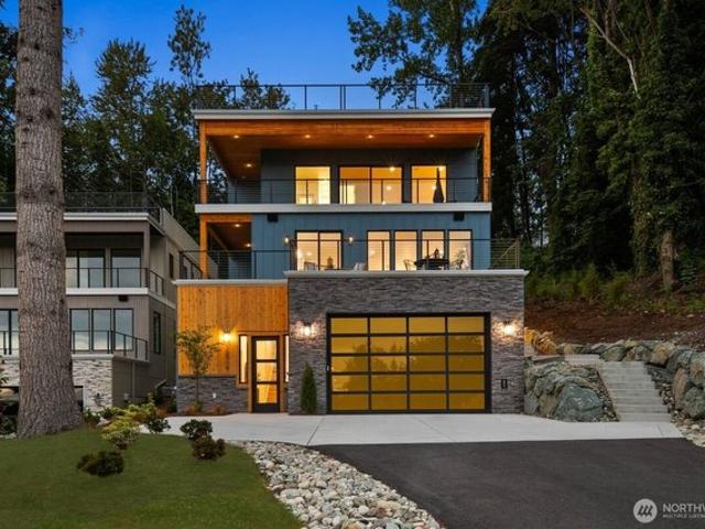 10719 Lake View Dr, Lake Stevens, WA 98258