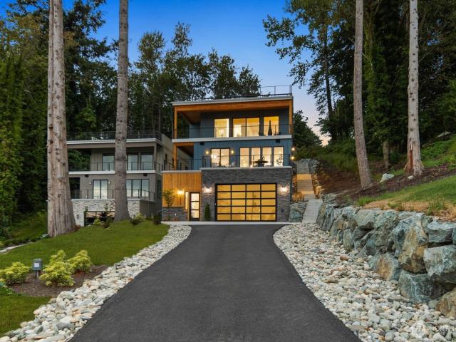 10719 Lake View Drive