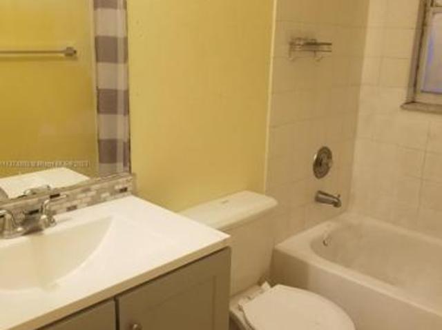 1071 Adams Ave #1071I, Homestead, FL 33034