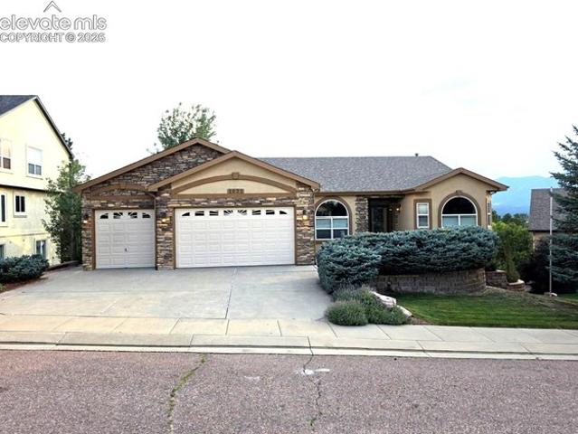 1071 Hummingbird Ct, Colorado Springs, CO 80921