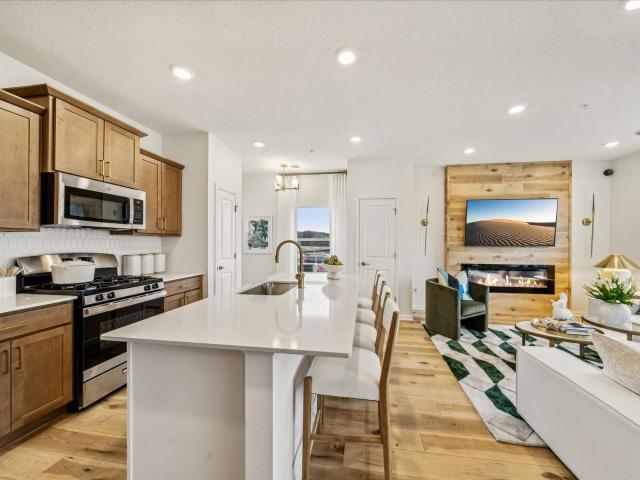 1071 th Court E