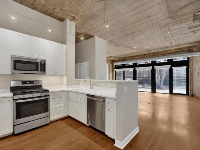 1071 W 15th Street # 109