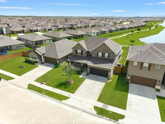 10723 Cliffs View Drive