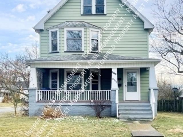 10722 Edgepark Dr, 3 beds, 1 full bath