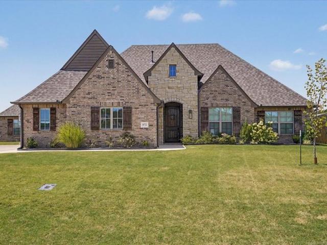 10722 N 158th East Ave, Owasso, OK 74055