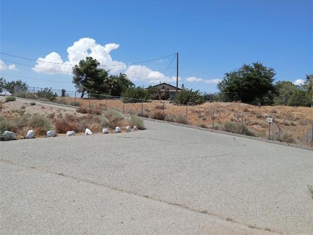 10722 Phelan Rd, Oak Hills, CA 92344 | MLS #HD22244 | Compass