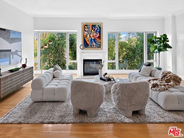 10727 Wilshire Blvd Apt 404, Los Angeles, CA 90024
