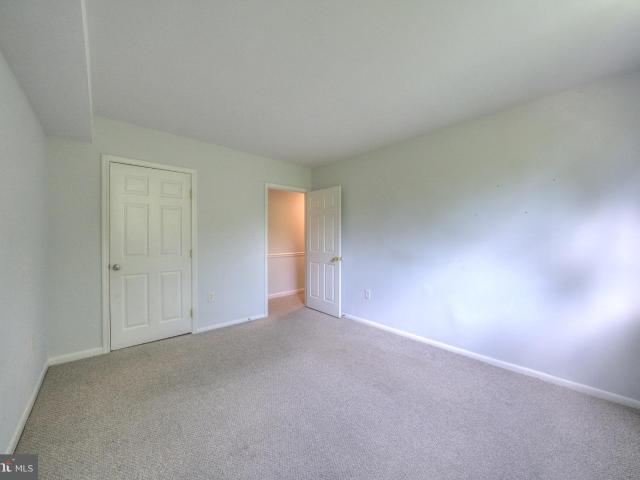 10725 West Dr, Unit 303, Fairfax, VA 22030 | MLS #VAFC2008