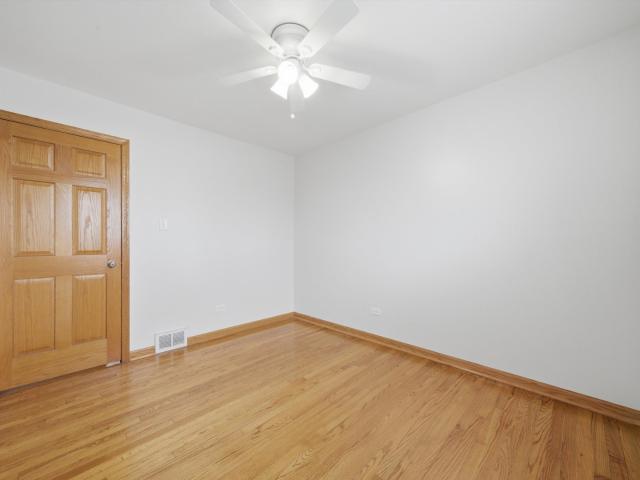 10725 Rutherford Ave, Worth, IL 60482 | MLS #12681