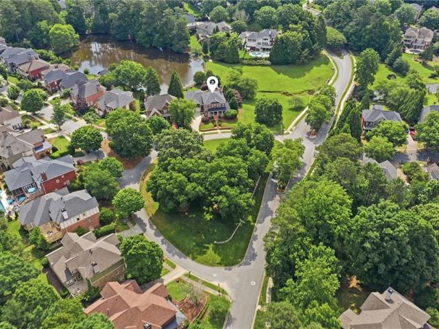 1072 Moores Walk Lane