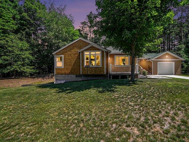 1072 N Brookridge Rd, Ludington, MI 49431