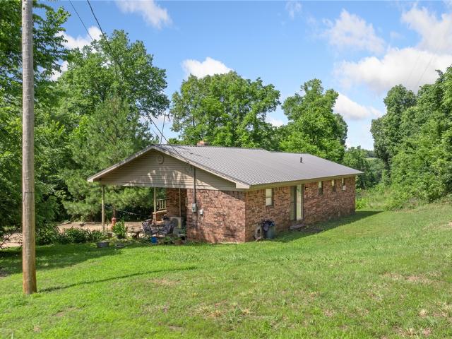1072 Old Hwy 27