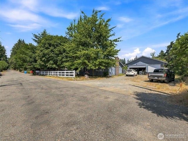1072 th Ave E, Puyallup, WA 98373