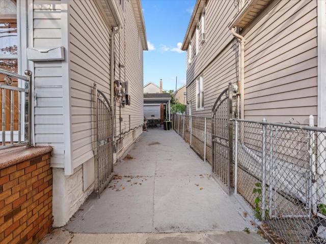 1072 th Street