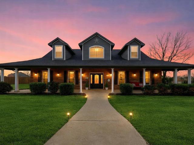 1072 W Secretariat Dr, Terrell, TX 75160 | MLS #21175 | Compass