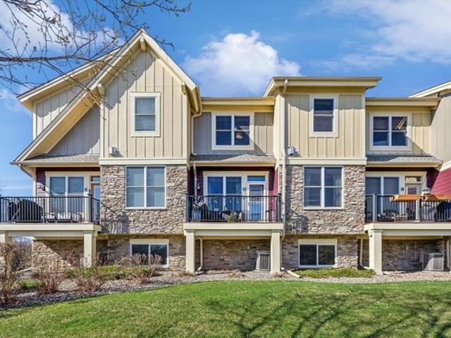 10733 Falling Water Ln Unit B, Woodbury, MN 55129