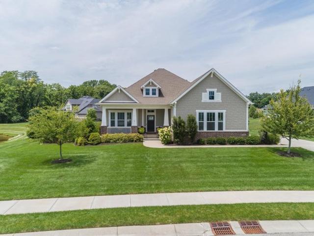10732 Flat Fork Dr, Fortville, IN 46040