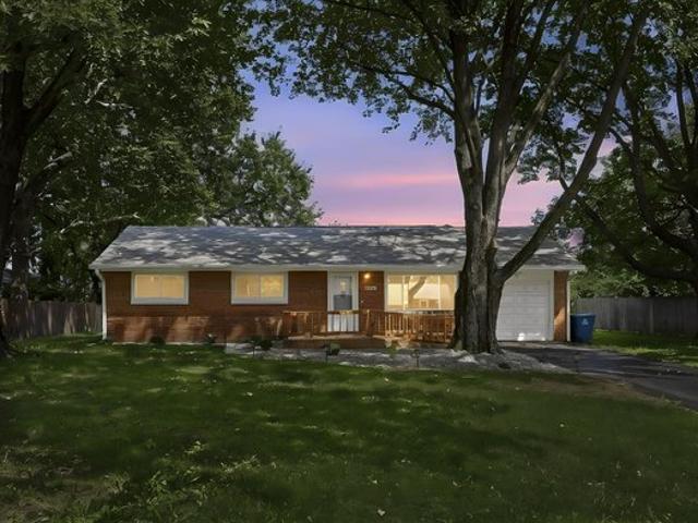 10735 Vali Dr, Carmel, IN 46280