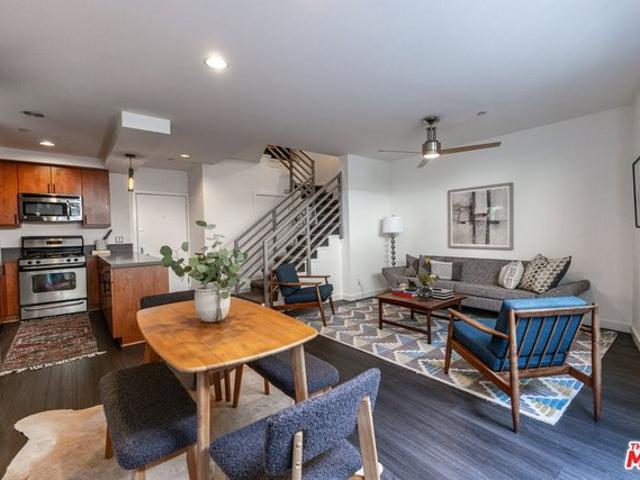 10735 Bloomfield St Unit 5, Los Angeles, CA 91602