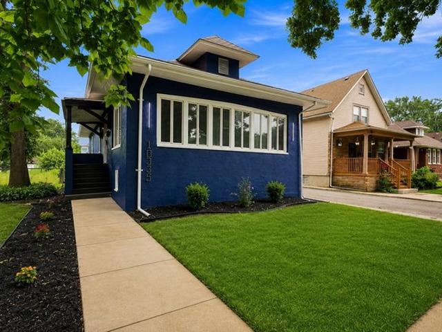 10735 S Prospect Ave, Chicago, IL 60643