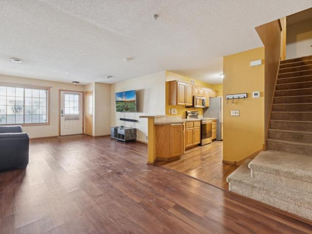 10739 Unity Lane N