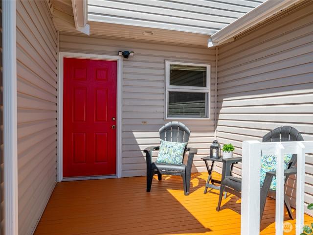 1073 Opal Lane