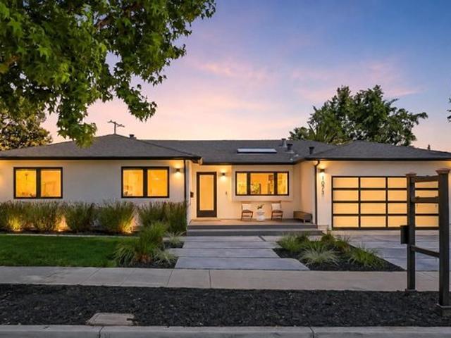 1073 Celilo Dr, Sunnyvale, CA 94087