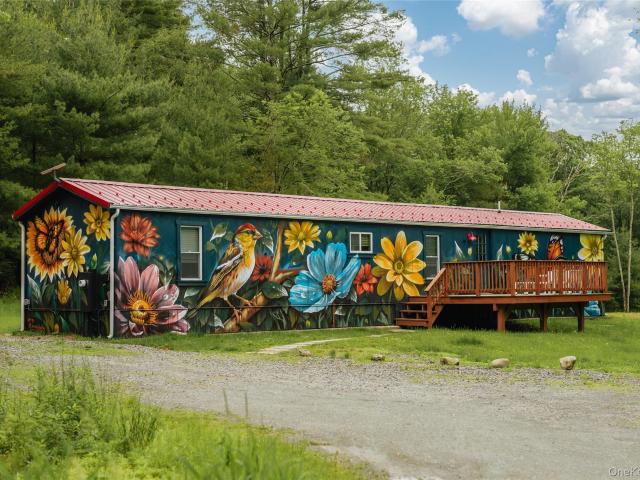 1073 Crystal Lake Road