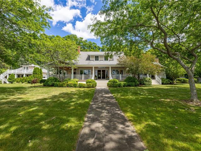 1073 E Lake Road