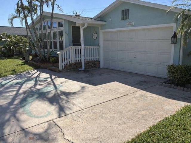1073 LA Paloma Blvd, North Fort Myers, FL 33903