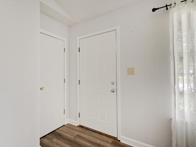 1073 Laura Drive